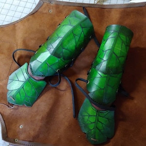 Leaf Armor Gauntlet Bracer, Faerie, Green - Etsy