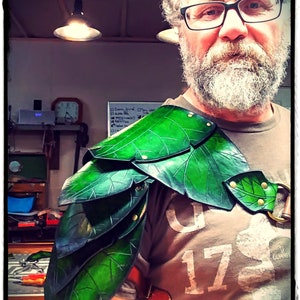 Pauldron: Leaf Faerie Armor, Leather, Handcrafted - Etsy