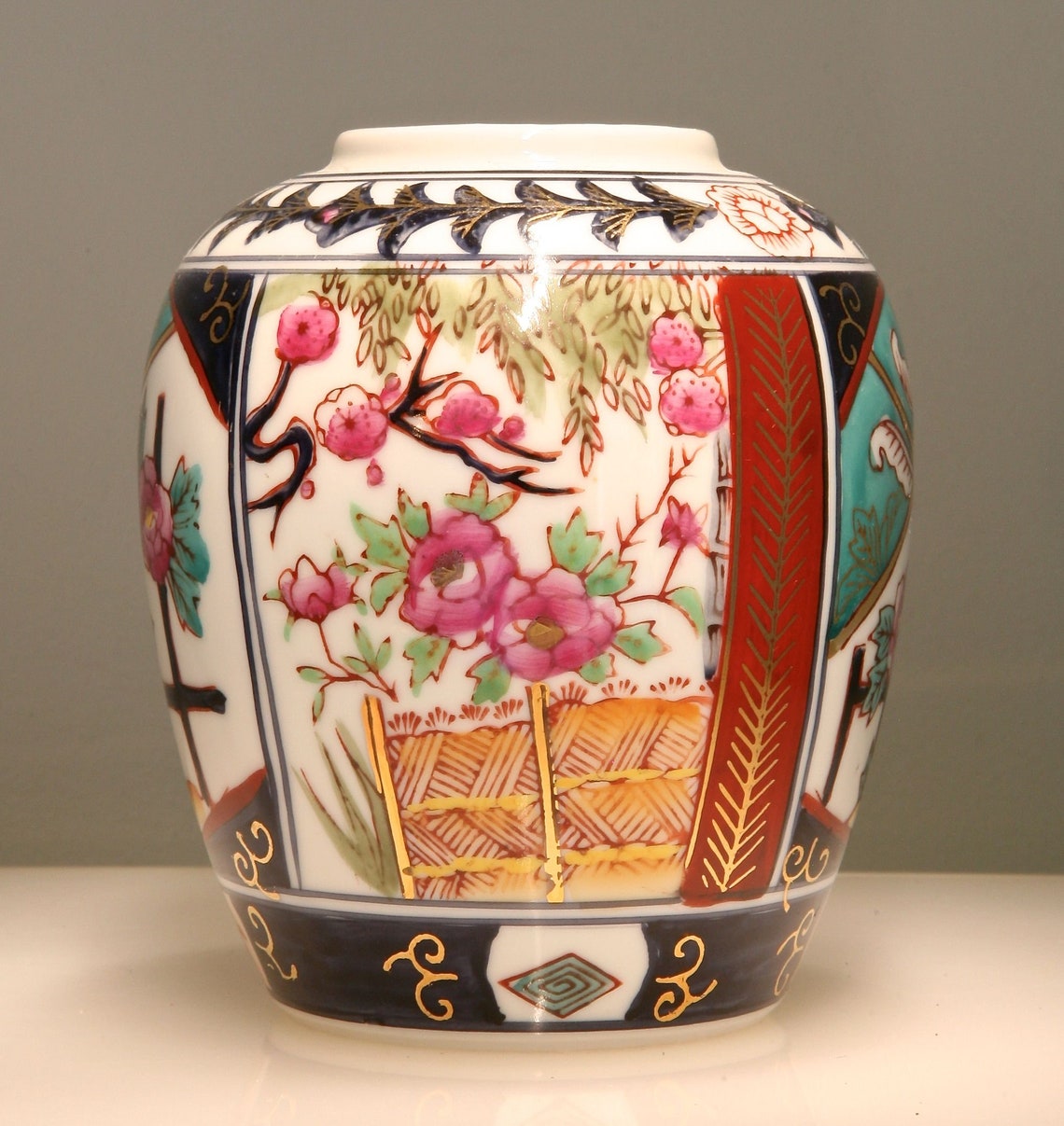 PORCELAIN ASIAN VASE - Etsy