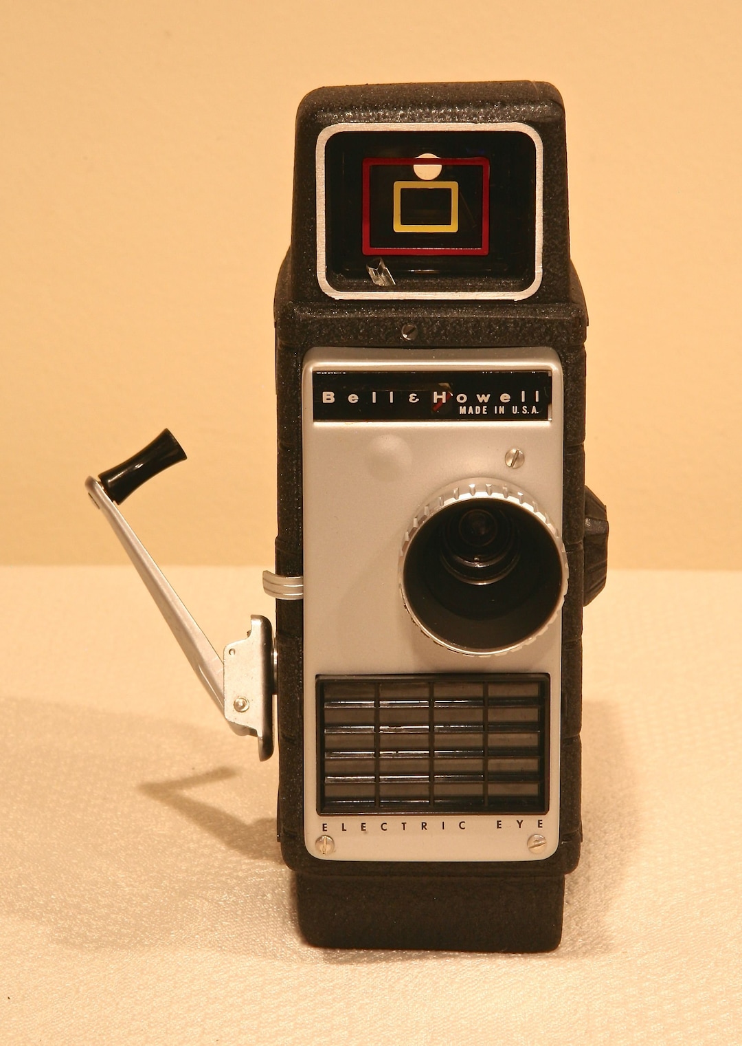 BELL AND HOWELL - 8mm Movie Camera - Etsy
