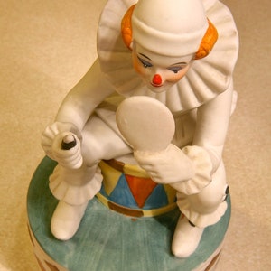 CLOWN MUSIC BOX - Etsy
