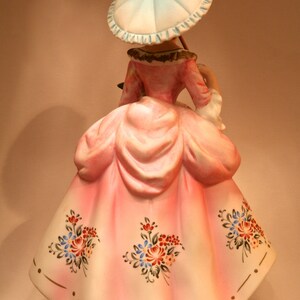 Colonial Lady With Parasol by LEFTON - Etsy