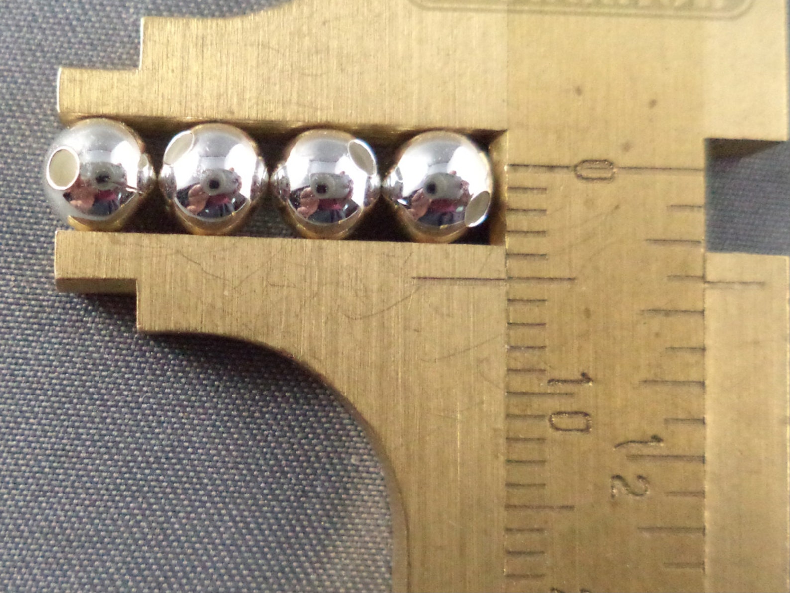 6 Mm Round Silver Plated Beads (200 Count). - Etsy