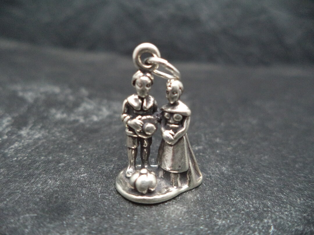 STERLING SILVER 3D Pilgrim With Wife & Pumpkin Charm for Charm Bracelet ...