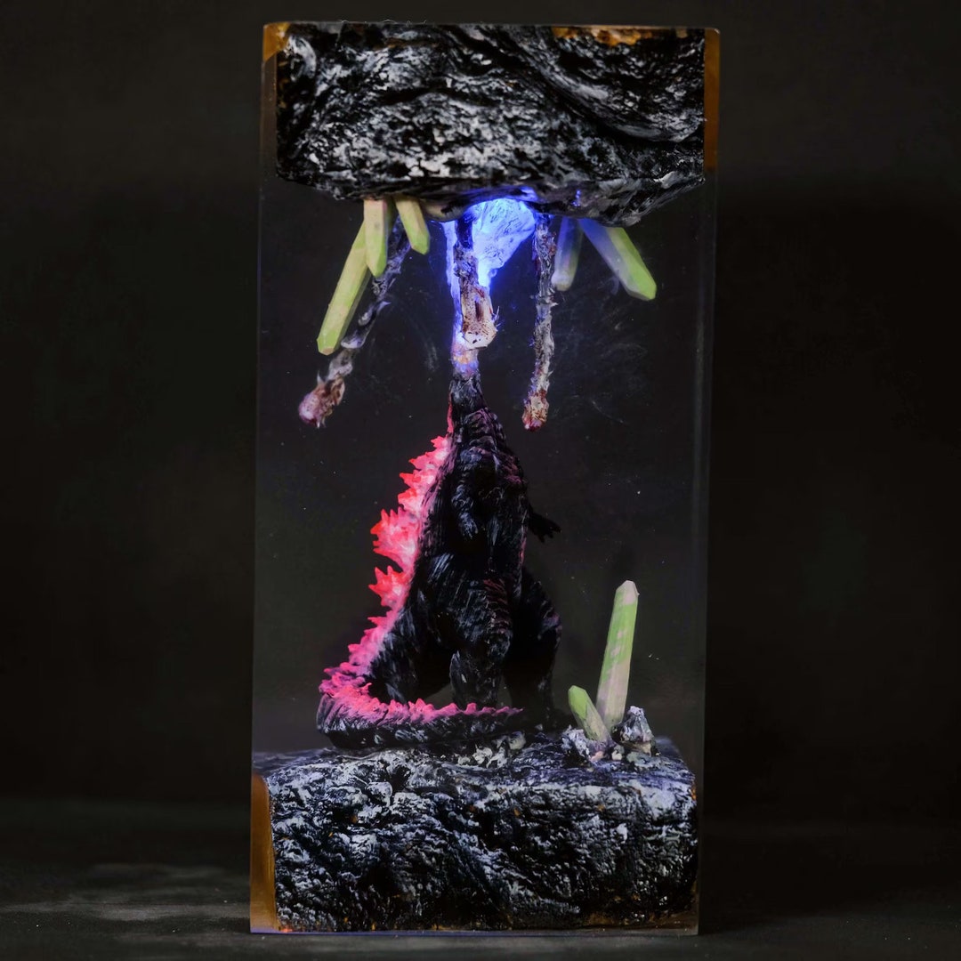 Godzilla Resin Lamp, Godzilla Handmade Decor Epoxy Lamp, Unique ...