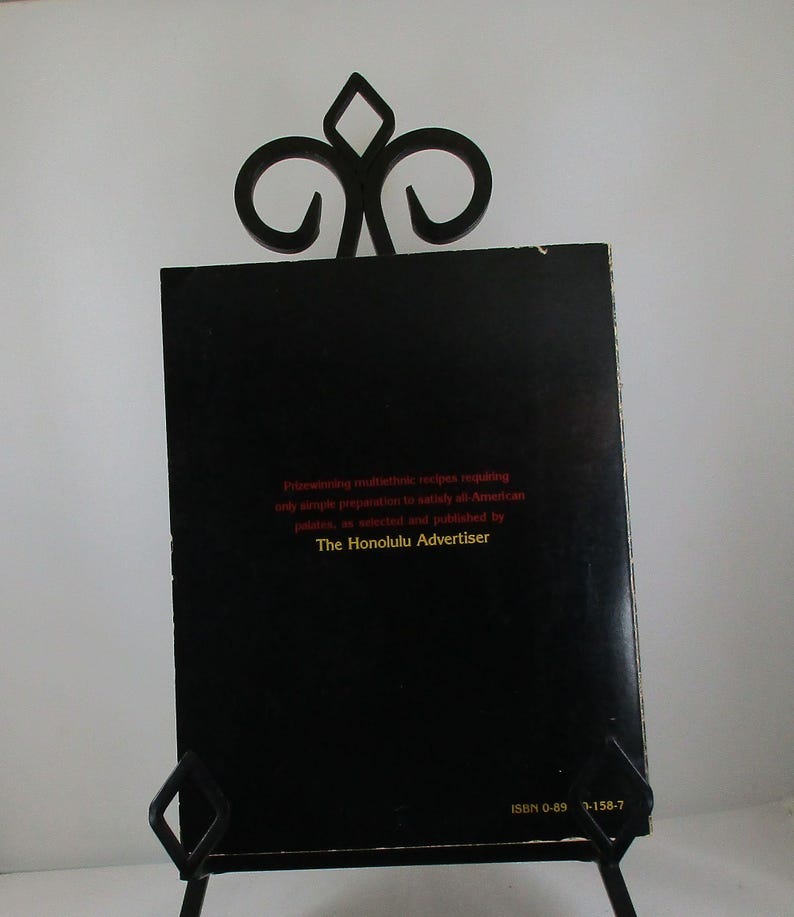 Taste of Hawaii A Cookbook by the Honolulu Advertiser A Hawaiian ...