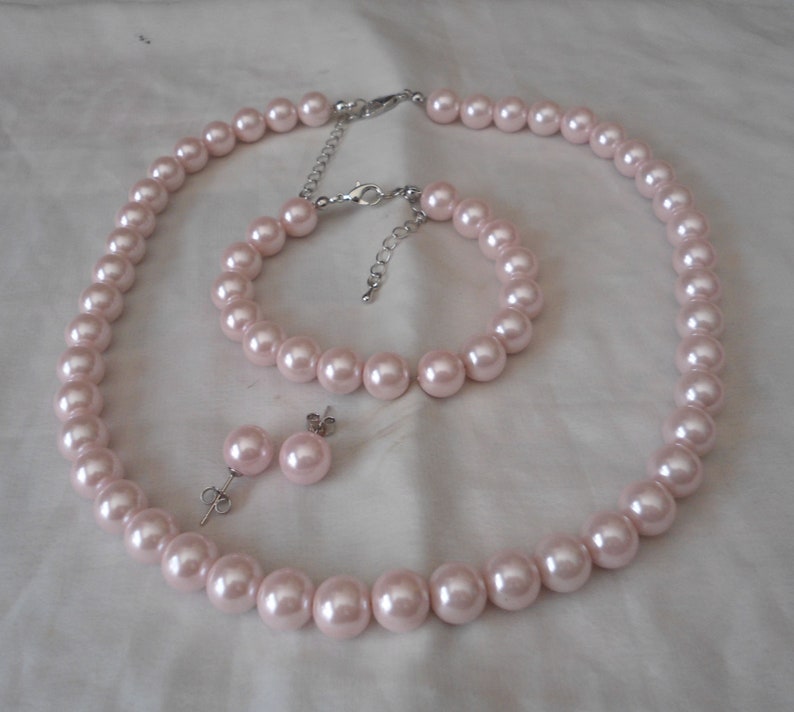 Light Pink Pearl Setspearl Necklacepearl Braceletstud - Etsy