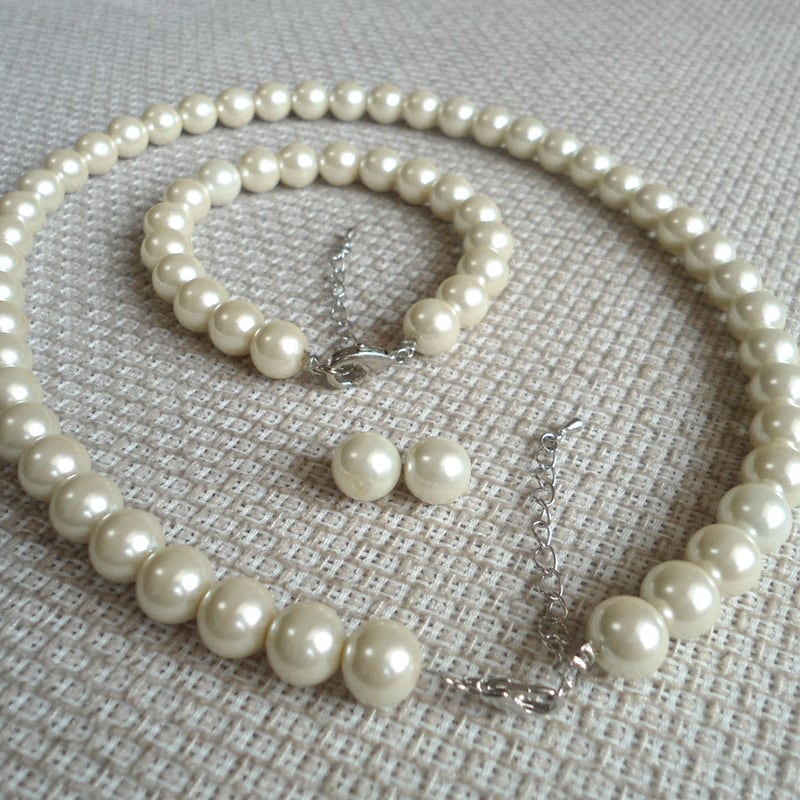 Ivory Pearl Set - Etsy