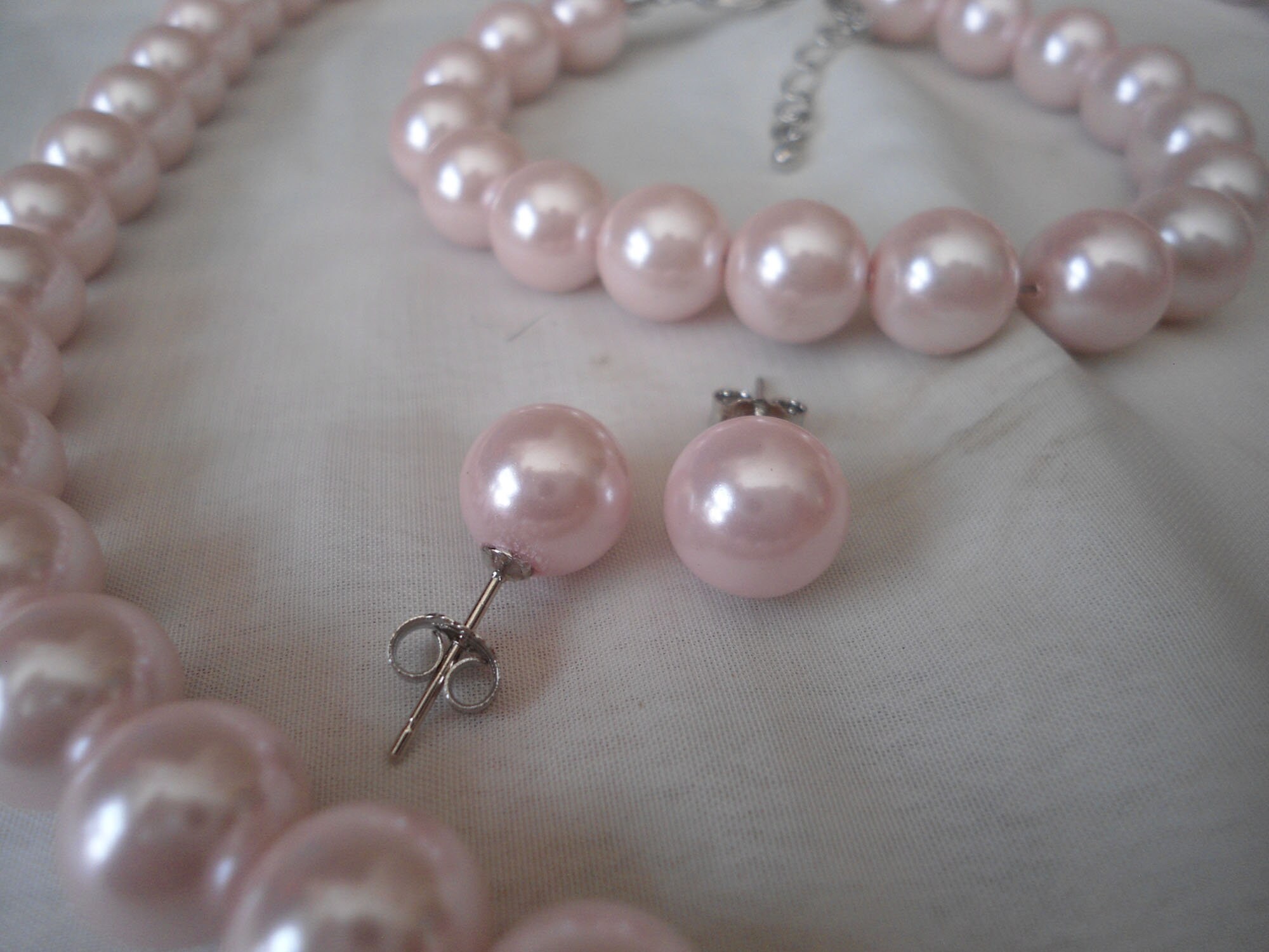 Light pink Pearl SetsPearl Necklacepearl braceletstud | Etsy
