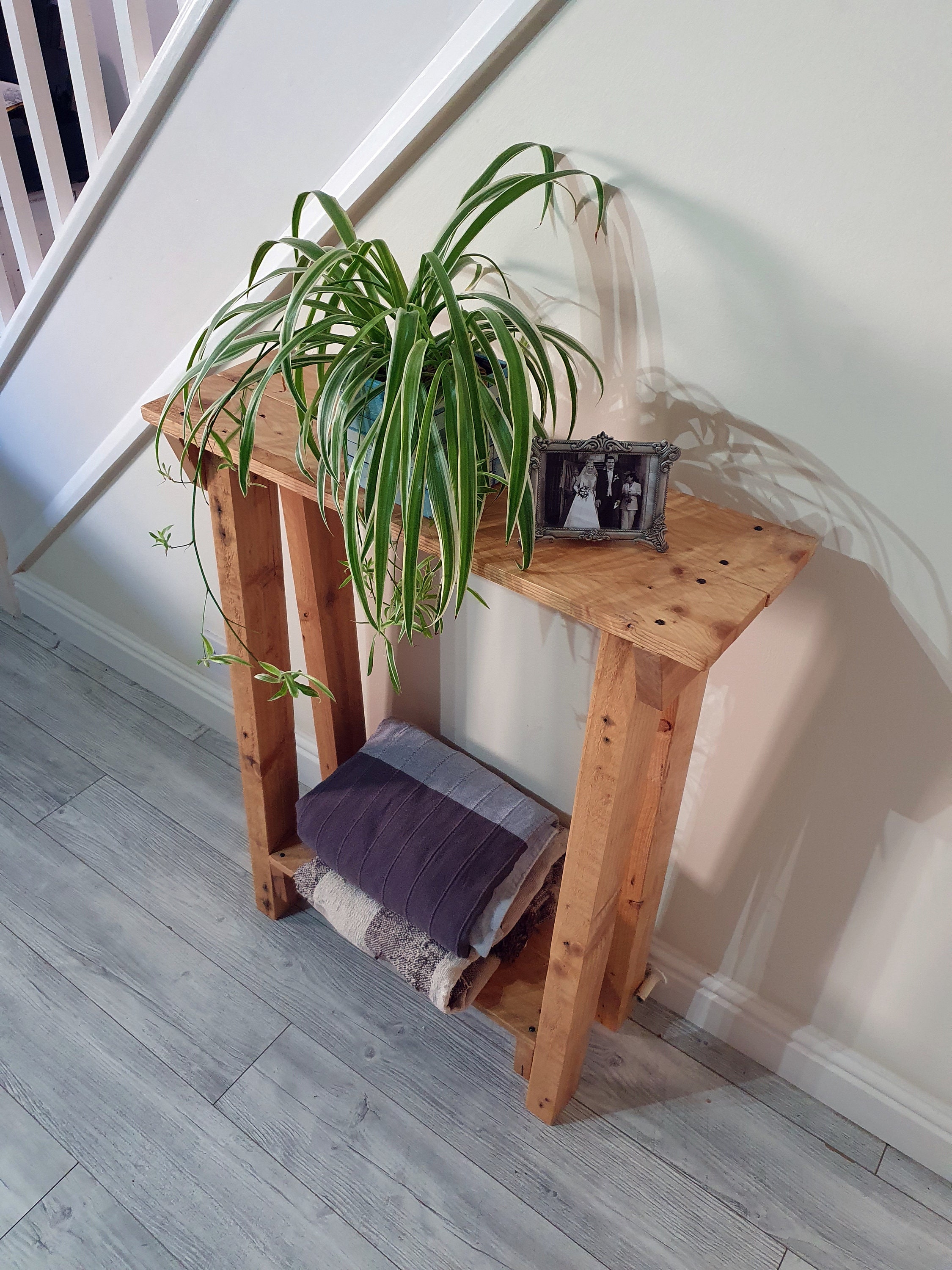 Console table pallet store