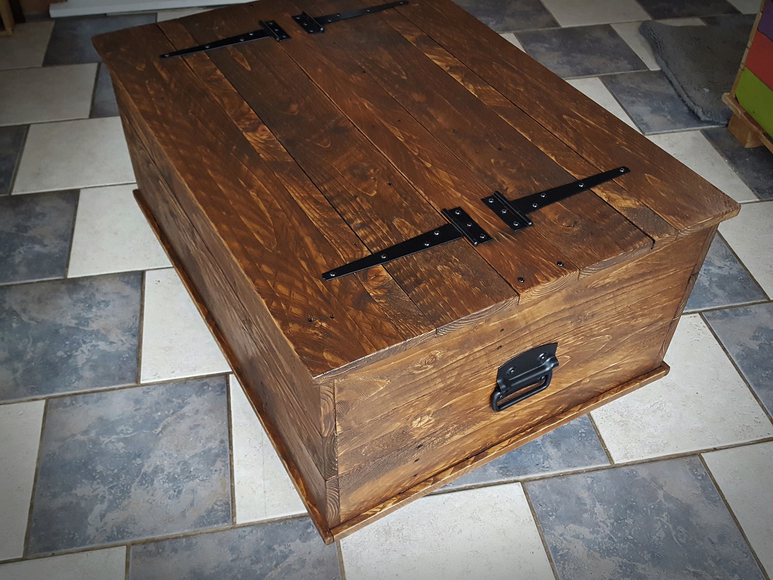 Large Wood Trunk With Two Lids, Storage in the Living Room, Pallet ...