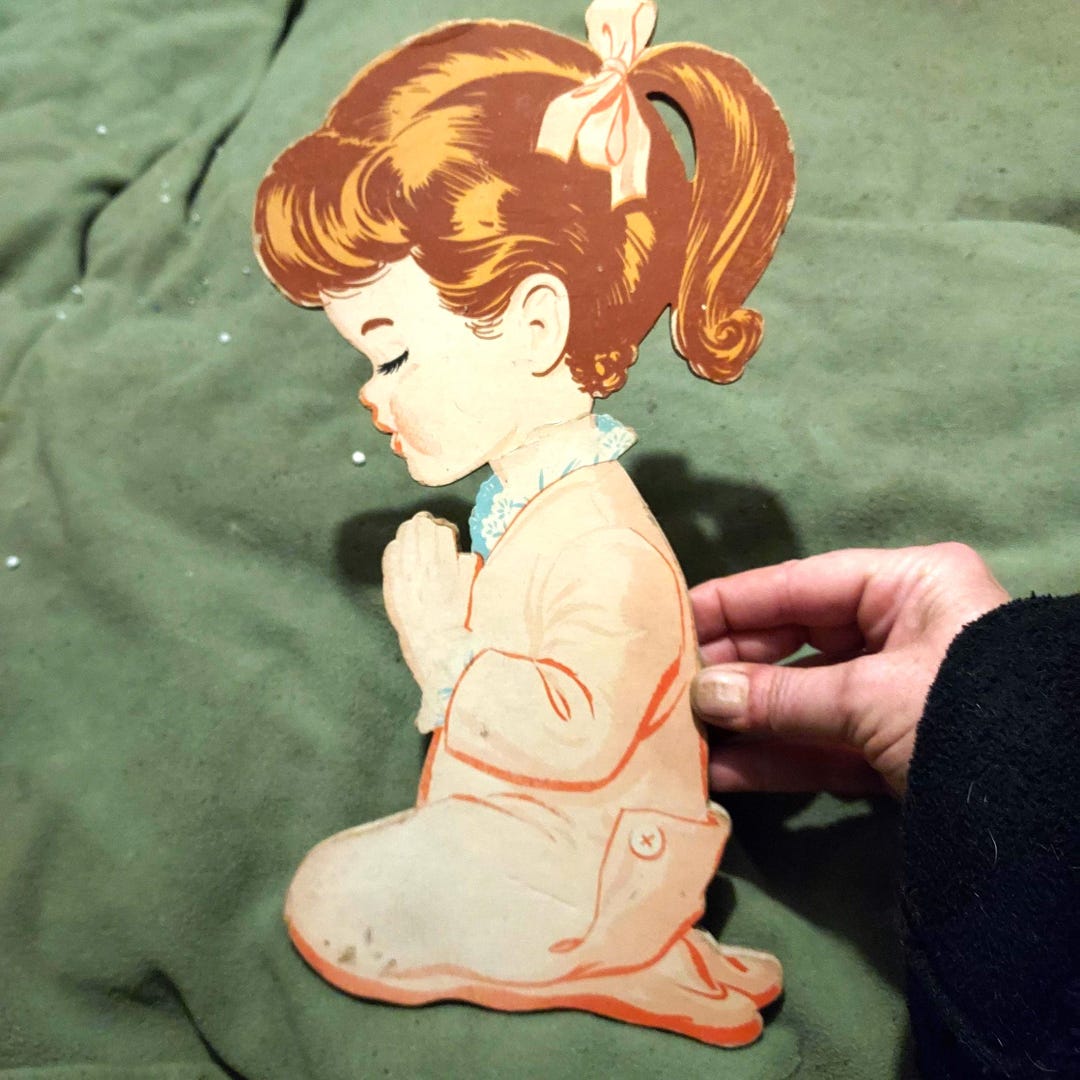 Vintage 1950s Little Girl Saying Her Prayers Wall Hanging Pin-up - Etsy