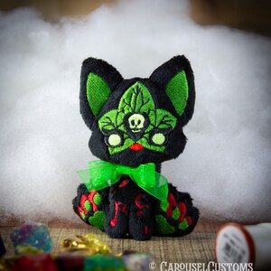 Zyniza the Poison Ivy Cat - Littlefox's Toebeans - Mystical Spooky ...