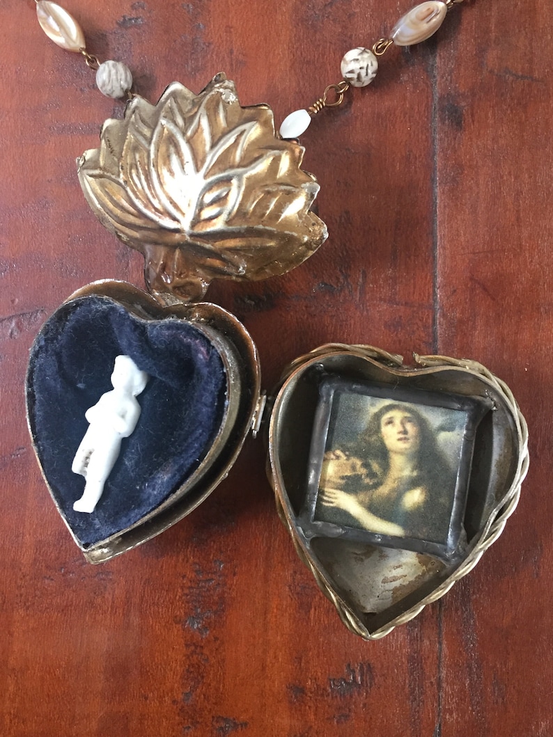 Rosary Ex-voto Sacred Heart Locket Rosary Mary Magdalene Shell Necklace ...