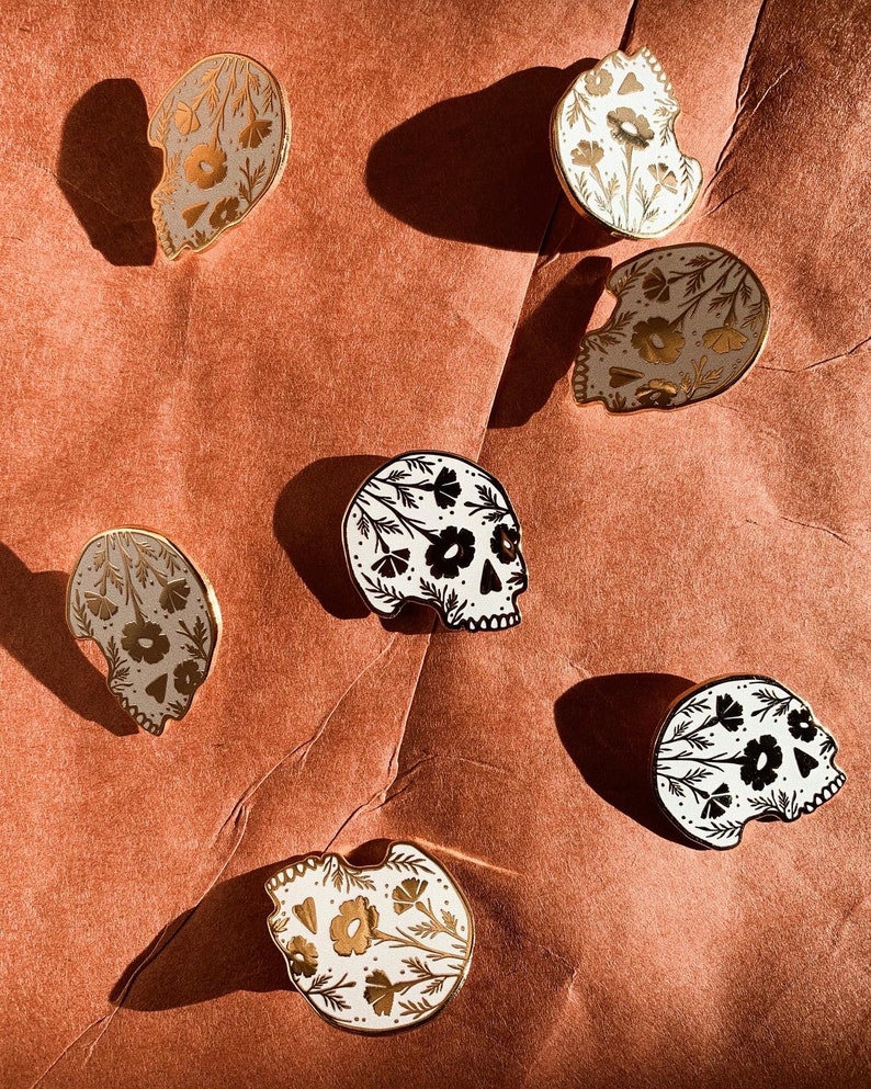 Calavera Skull Enamel Pin, 1.1" Hard Enamel Pin, Gold Finish. Desert ...