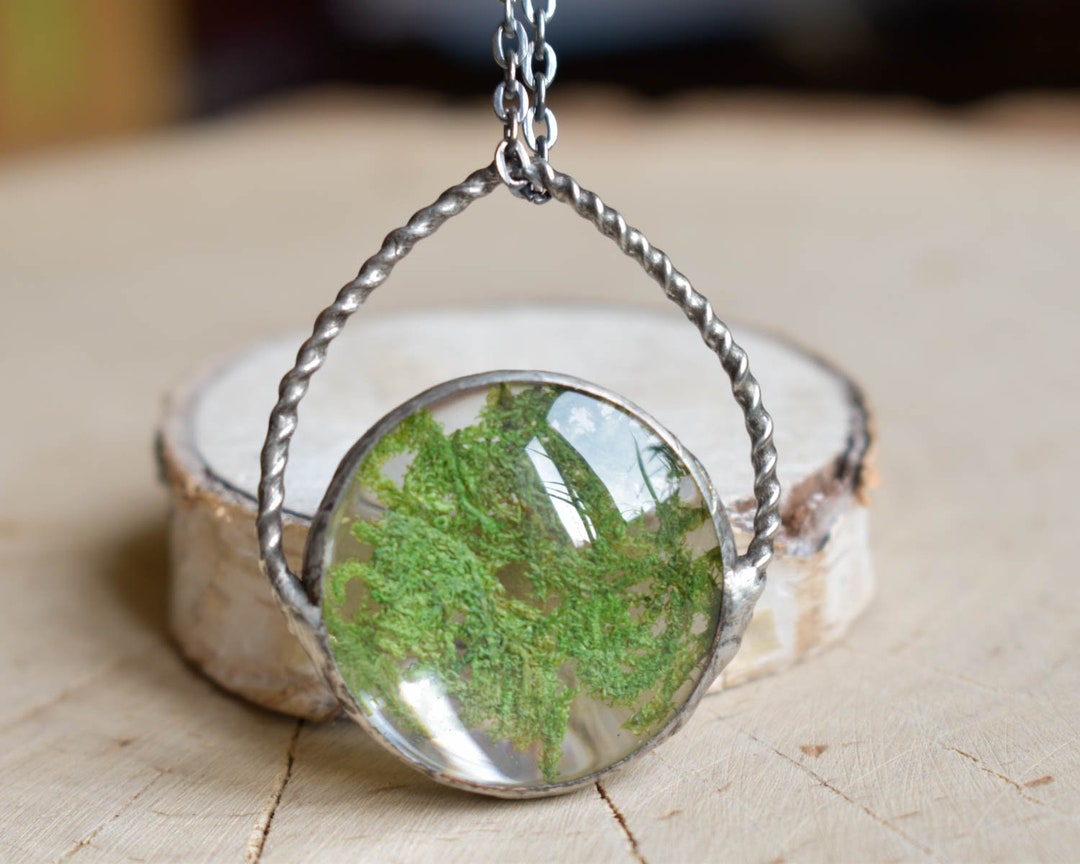 Real Moss Necklace, Preserved Flowers, Witchy Jewelry, Trending Now - Etsy