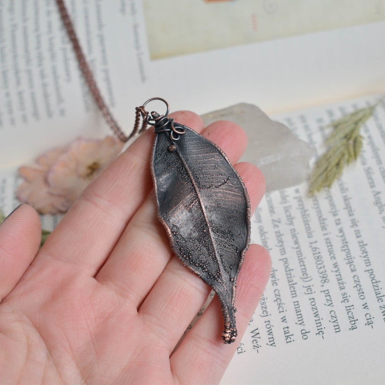 Leaf Necklace Rustic Necklace Simple Pendant Minimalistic - Etsy