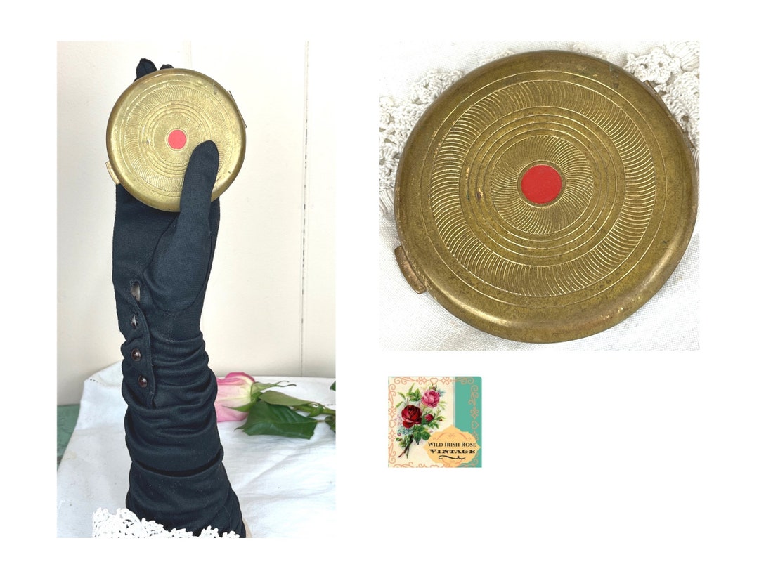 Vintage City Airs-pun Powder Compact With Red Enamel Circle Compact ...