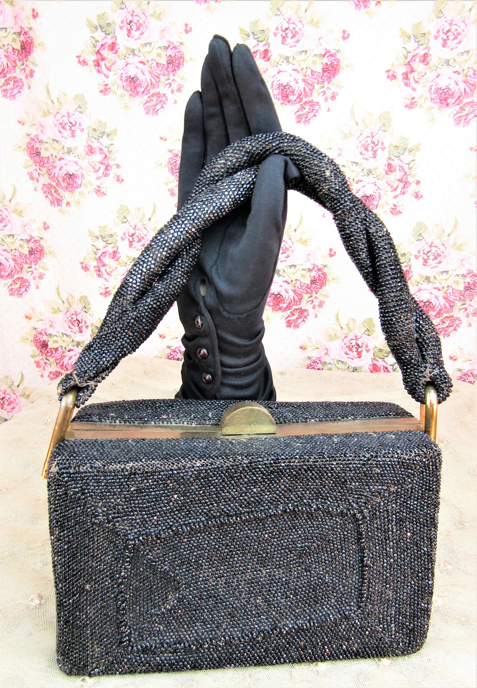 Vintage Dubonnette Beaded Box Purse 1940s Dubonnette Black Glass Beaded ...