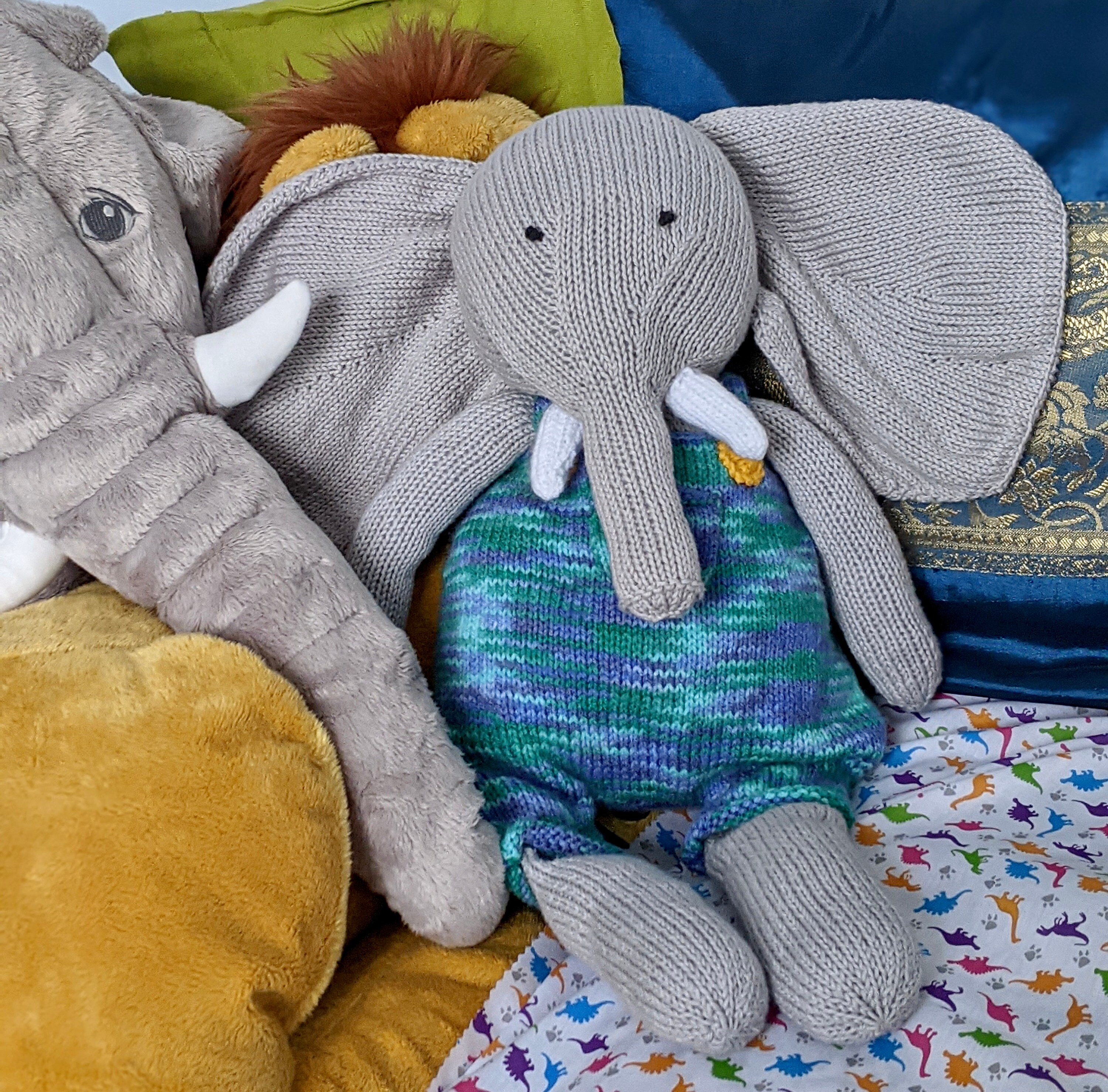 Edmund Elephant DIGITAL KNITTING PATTERN Cuddly Knitted - Etsy España
