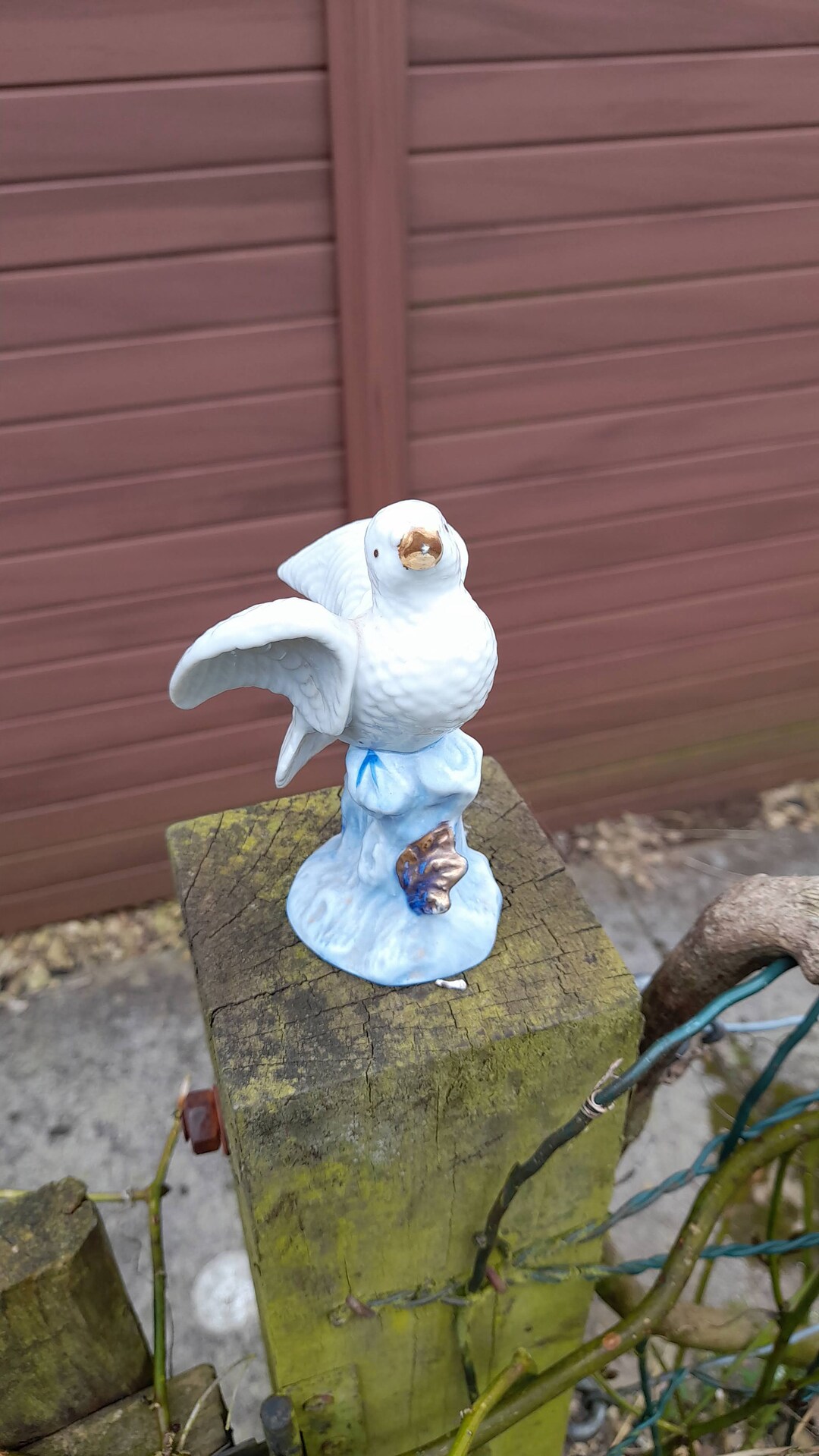Vintage 1960s Bone China Dove / Golden Beak Figurine ~ Lego Taiwan ...