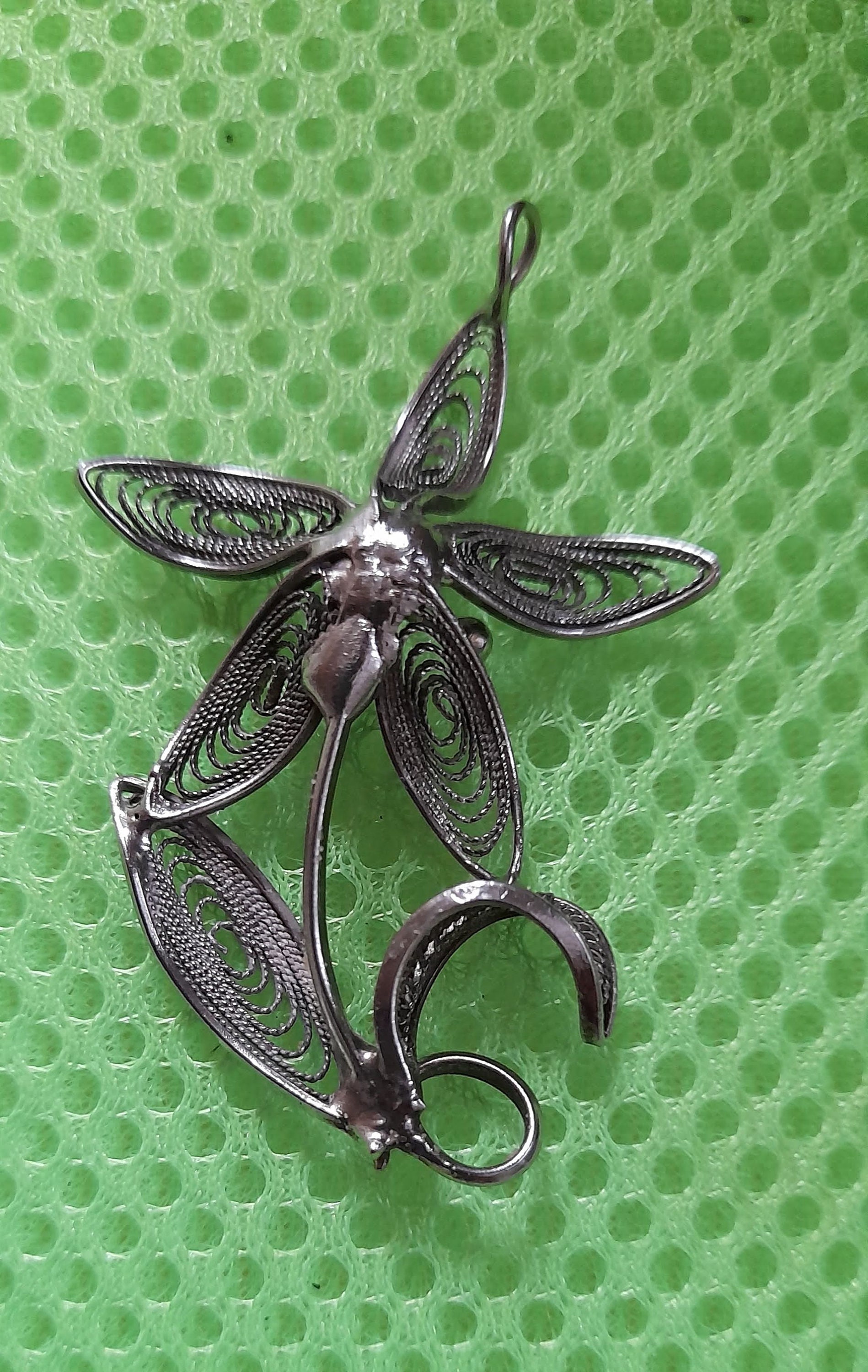 Beautiful Dark Silver Metal ~ Filigree Pendant ~ Floral Design ~ Petals ...