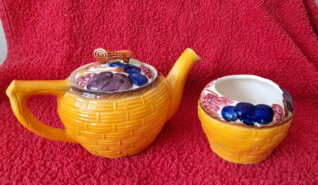 Vintage Hand Painted Avon Ware ~ Teapot and Sugar Bowl ~ Circa 1930 ...