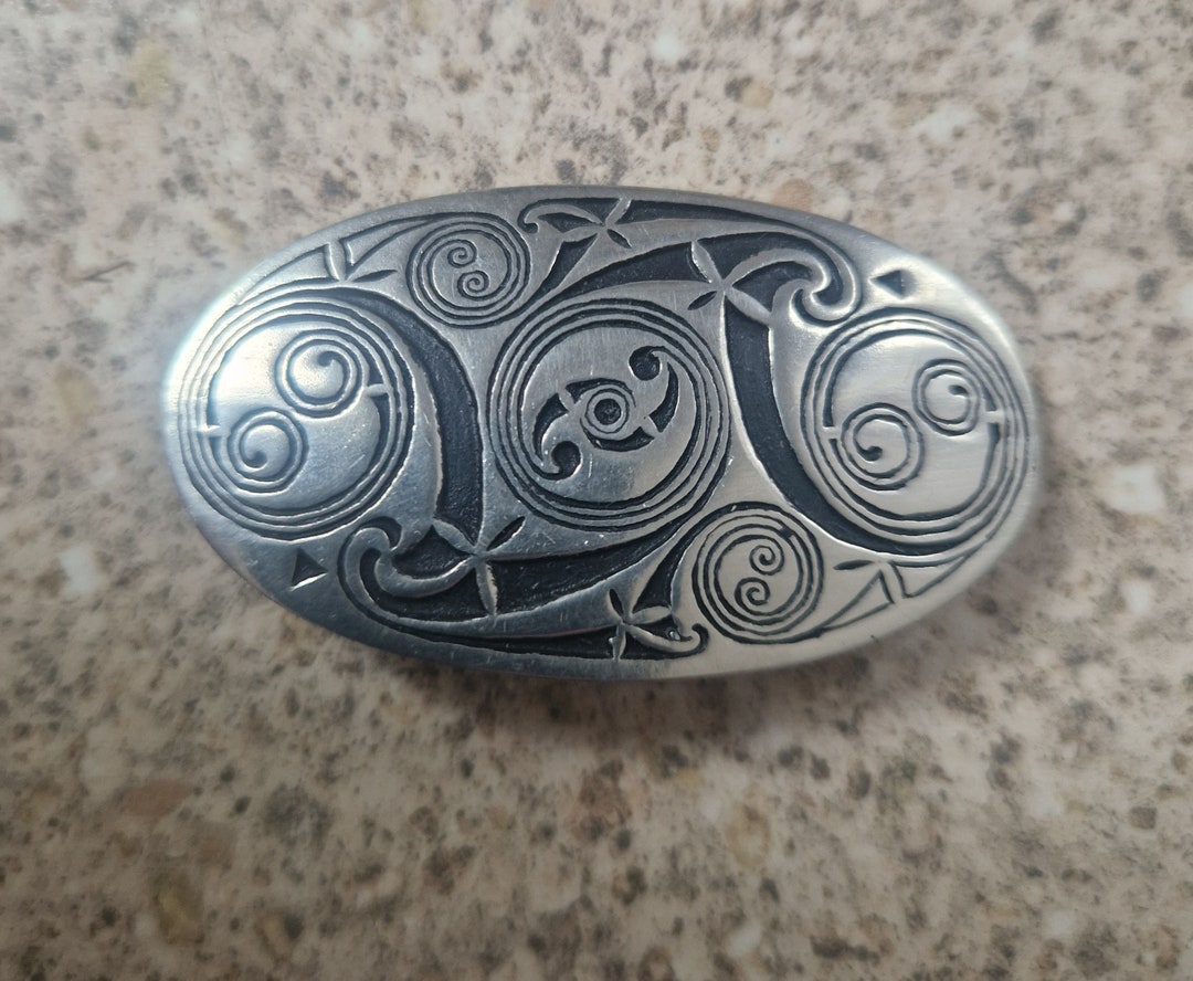 Vintage St Justin Pewter Brooch Pin Oval Celtic Knot Design Cornish ...