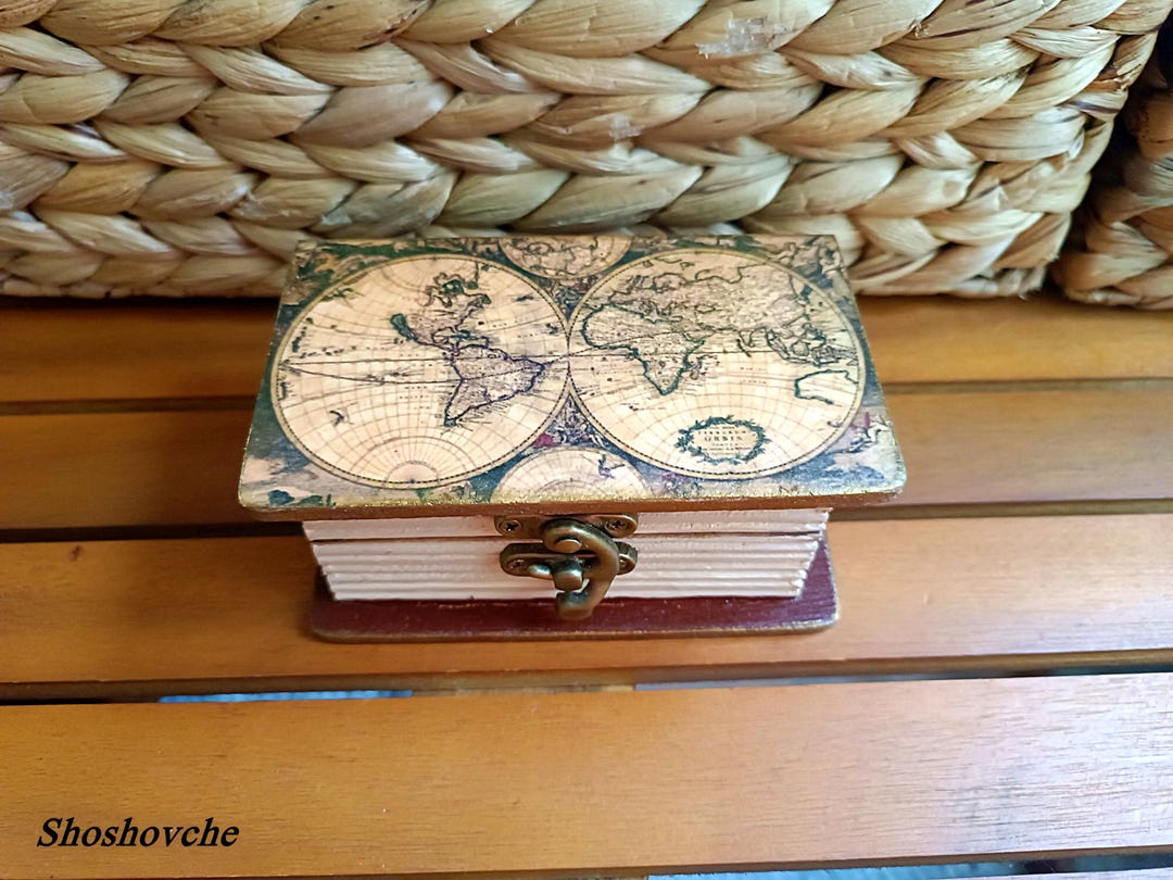 Wooden Memory World Map Box, Keepsake Vintage Style Box, Decoupage ...