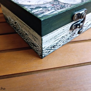 Wooden Memory World Map Box, Keepsake Vintage Style Box, Decoupage ...