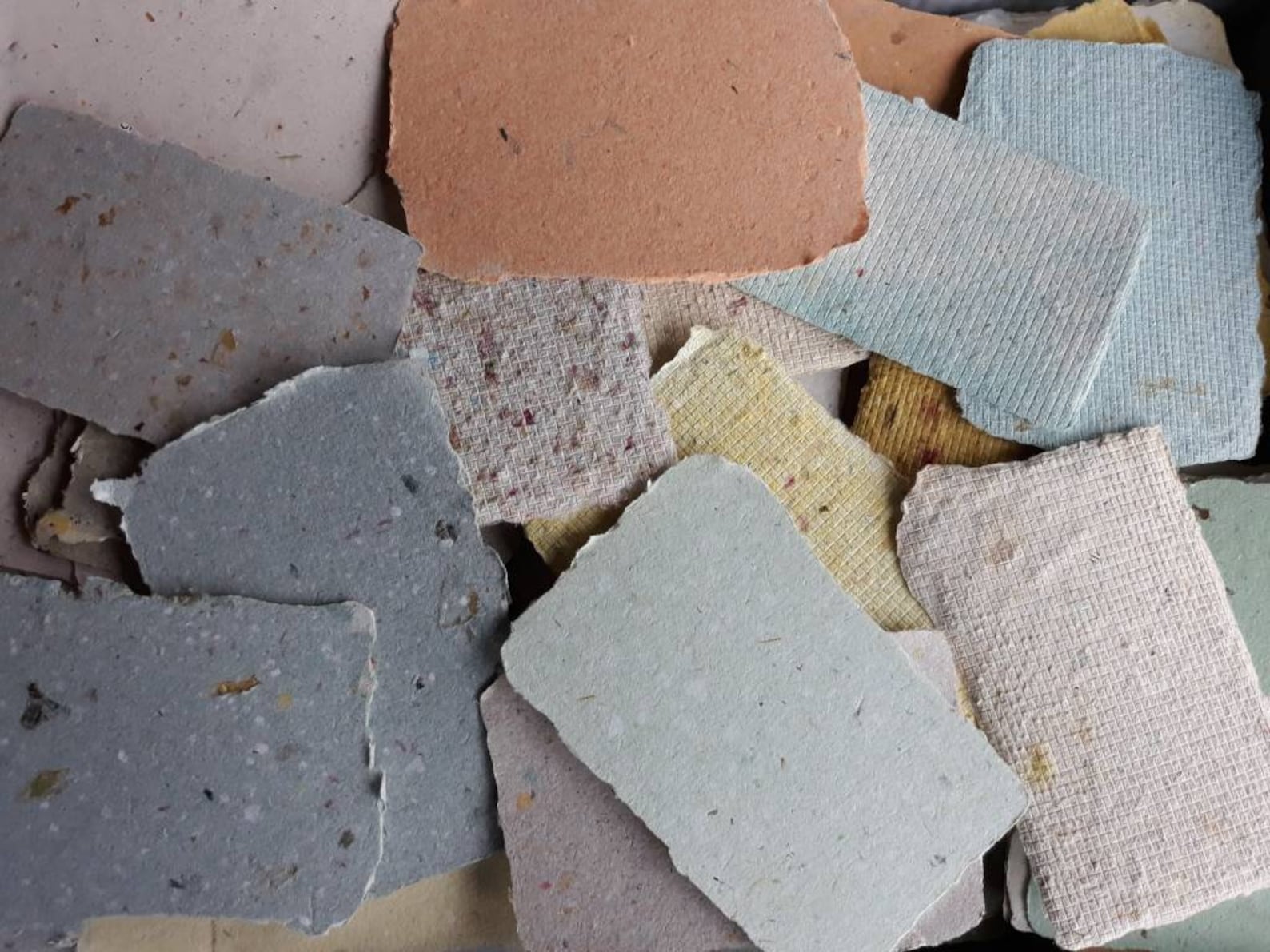 150 Scrap Paper Pieces / Cards for Art Project Handmade | Etsy