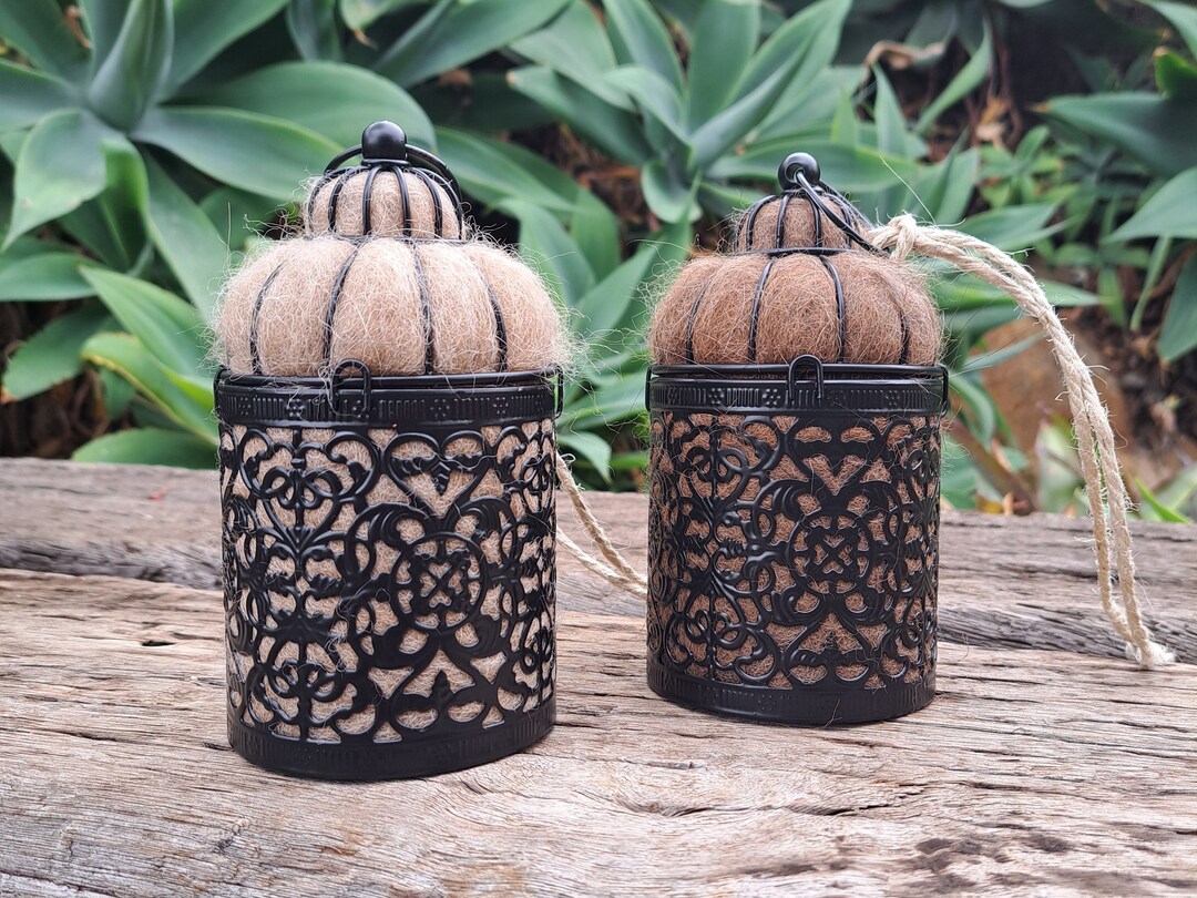 Llama Fibre Bird Nest Starter. Home Maker Garden Gift With Natural Nest ...