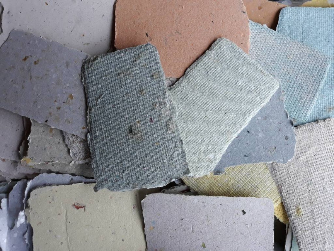 150 Scrap Paper Pieces / Cards for Art Project Handmade | Etsy