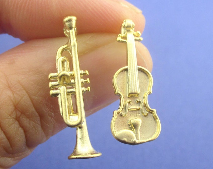 Musical Instruments Themed Miniature Trumpet and Violin Shaped Stud ...