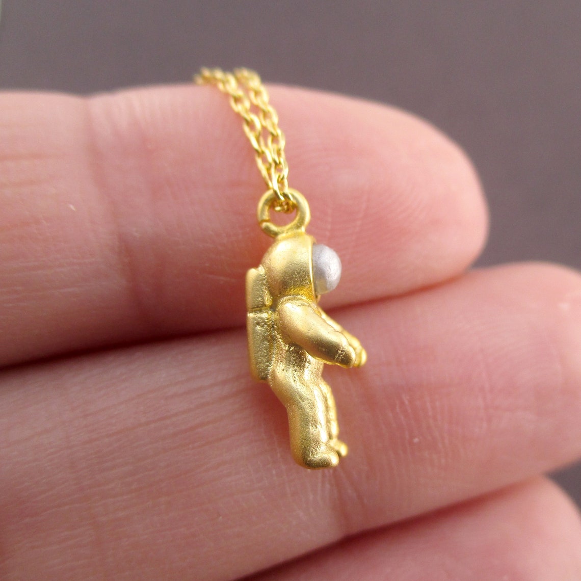 3D Cosmonaut Astronaut Shaped Space Travel NASA Themed Pendant Necklace ...