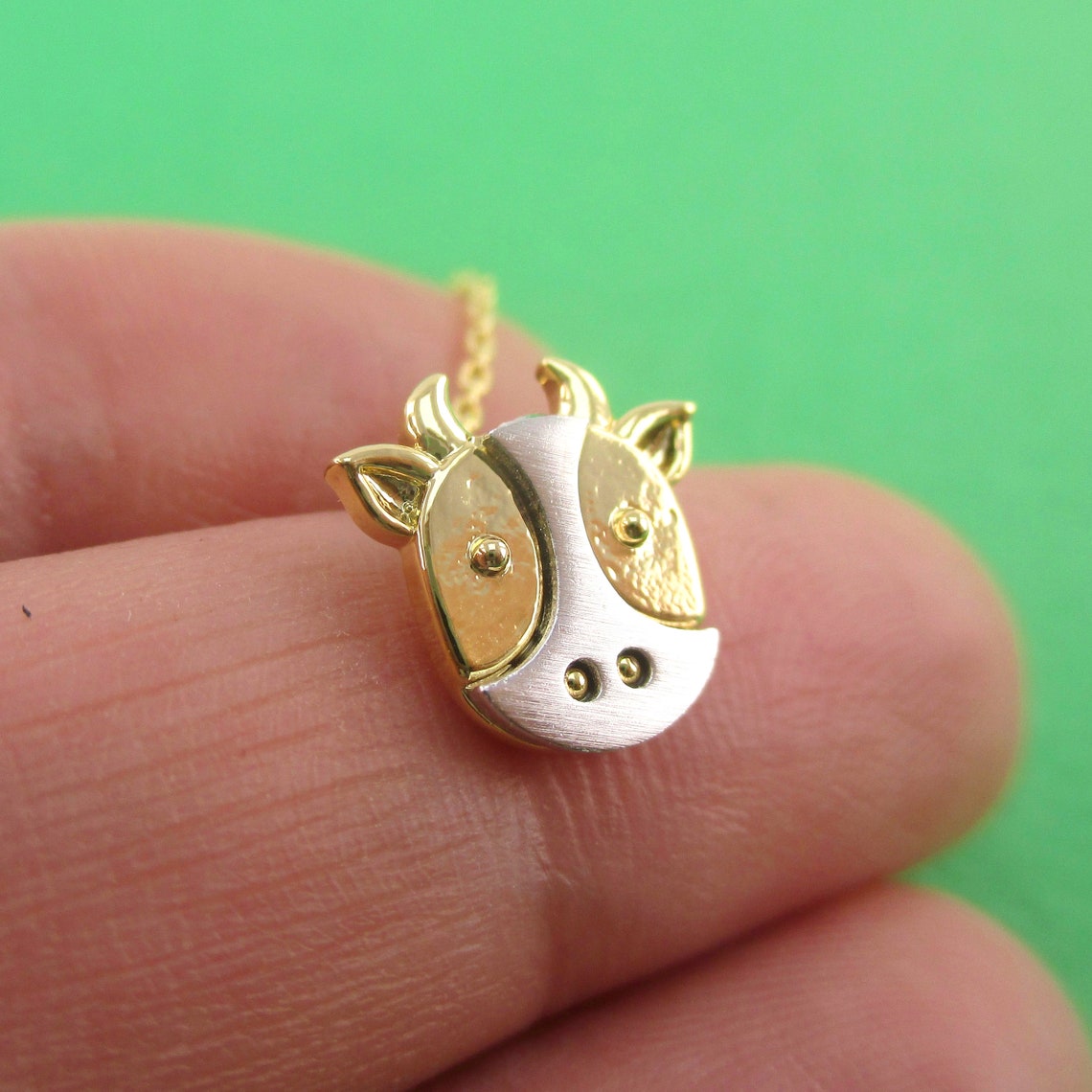 3D Cow Face Cattle Oxen Yak Shaped Pendant With Tiny Horns Necklace in ...