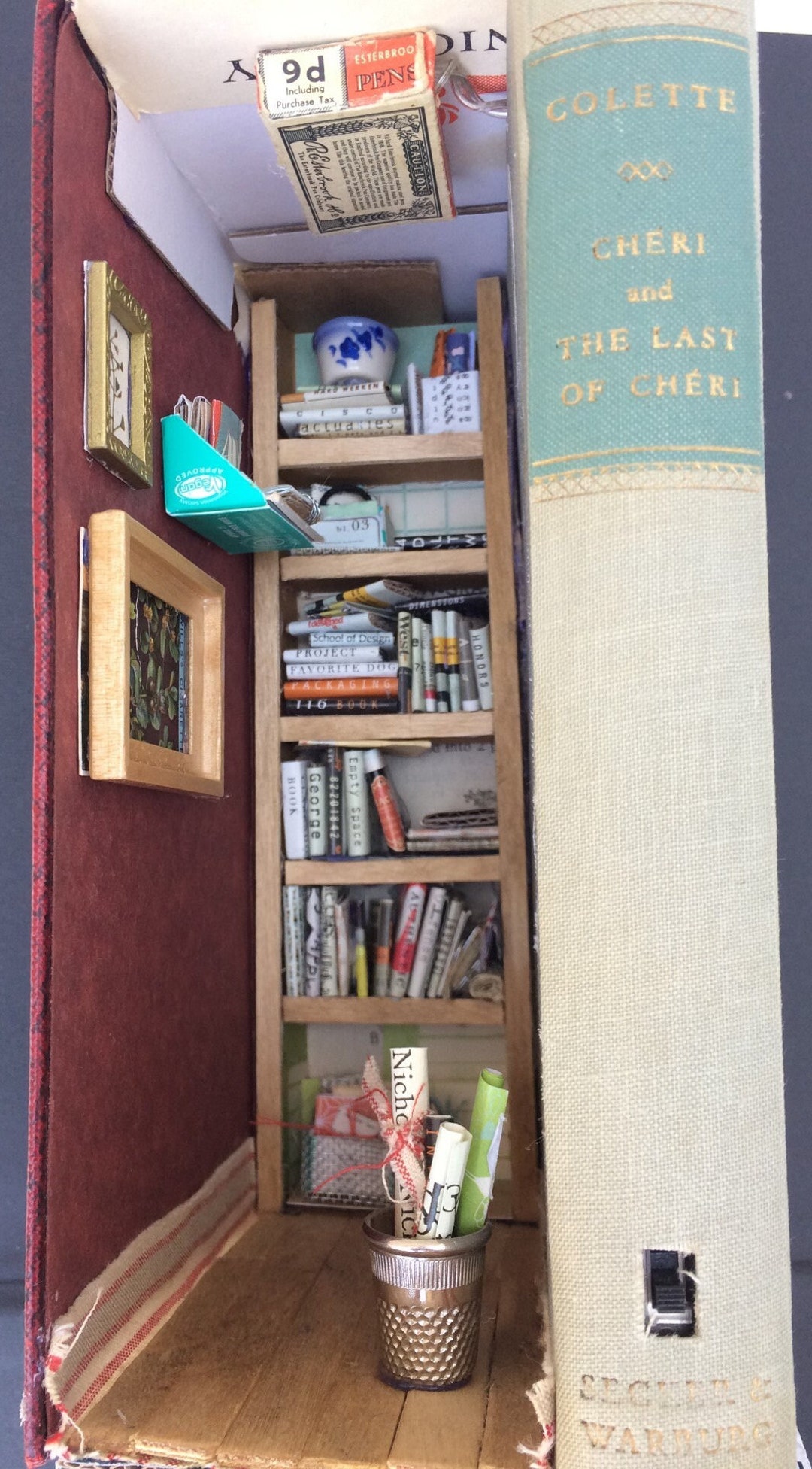Library-in-a-book Book Nook / Bookend - Shelf Curiosity With Lights ...