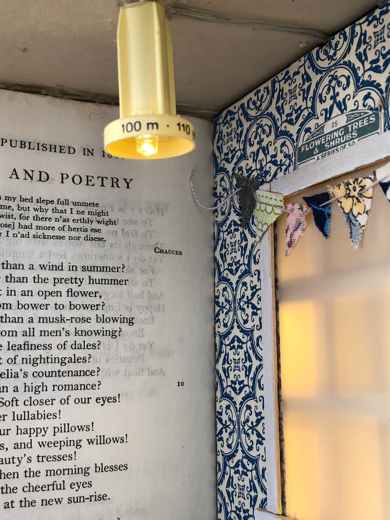 Poetry Corner Bookend Book Nook / Bookshelf Decor With Lights. Book Art ...