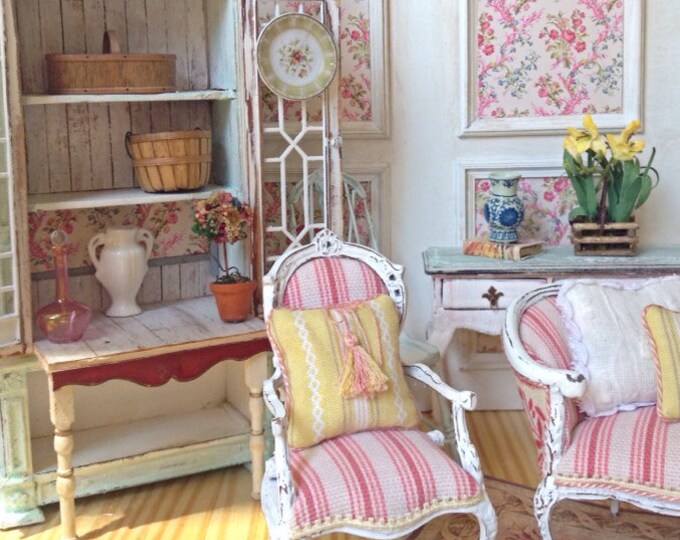 Cottage Raspberry Tick Chair (one Tassel Pillow) - Etsy