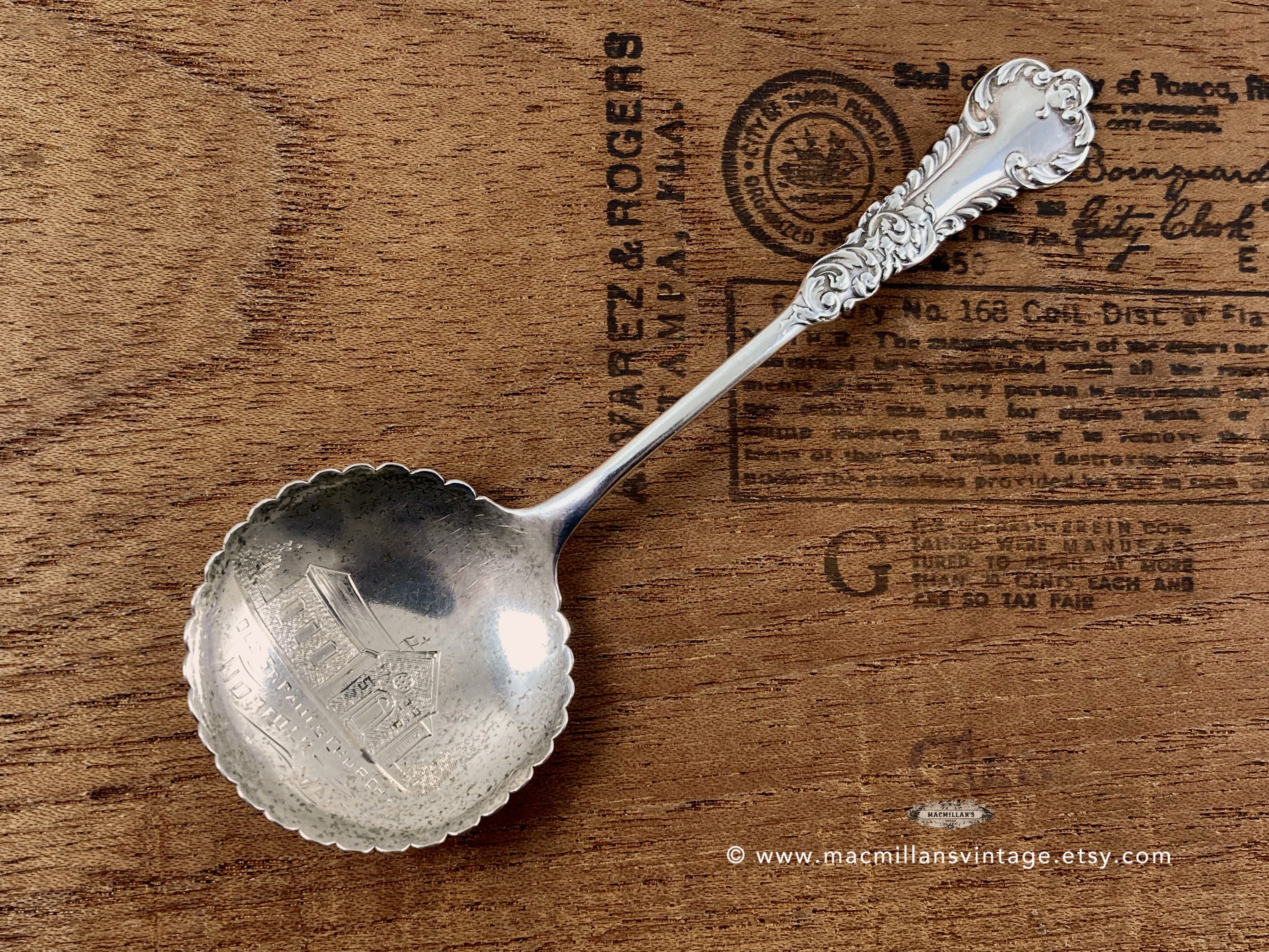 Antique 1700s coin Sterling silver serving spoon pair - campestre.al.gov.br