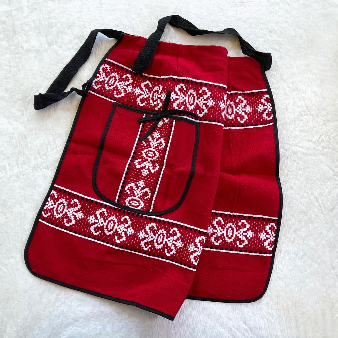 Vintage Red Half Apron 1960s Soft Woven Cotton With Black & White Folk ...