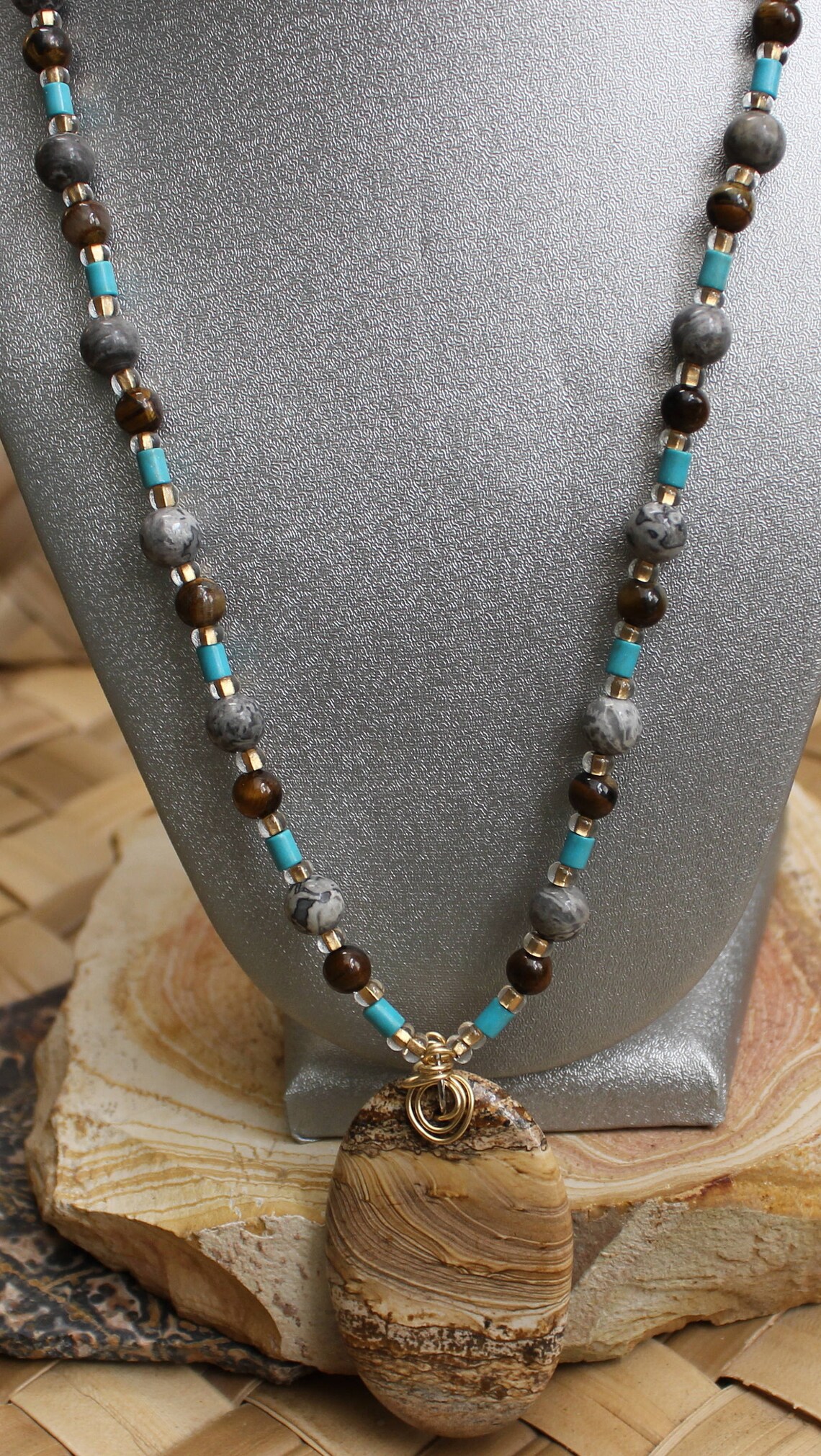 19 Inches Necklace With Large Focal Stone Cabochon Picture - Etsy