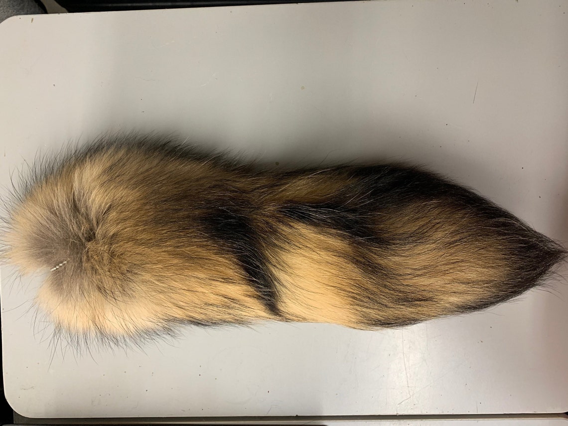 Finn Raccoon Tails Keychain - Etsy