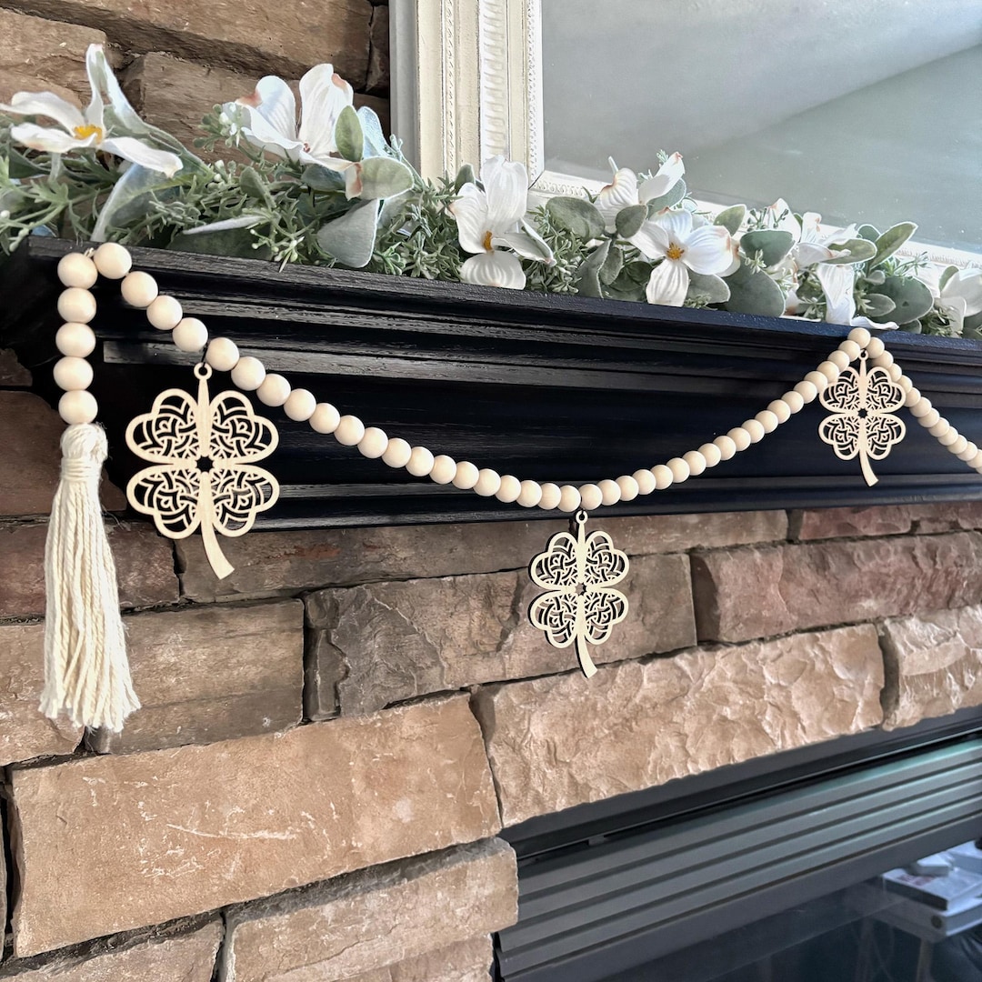 Shamrock Garland Mantel Decor for St. Patrick's Day, Lucky Four Leaf ...