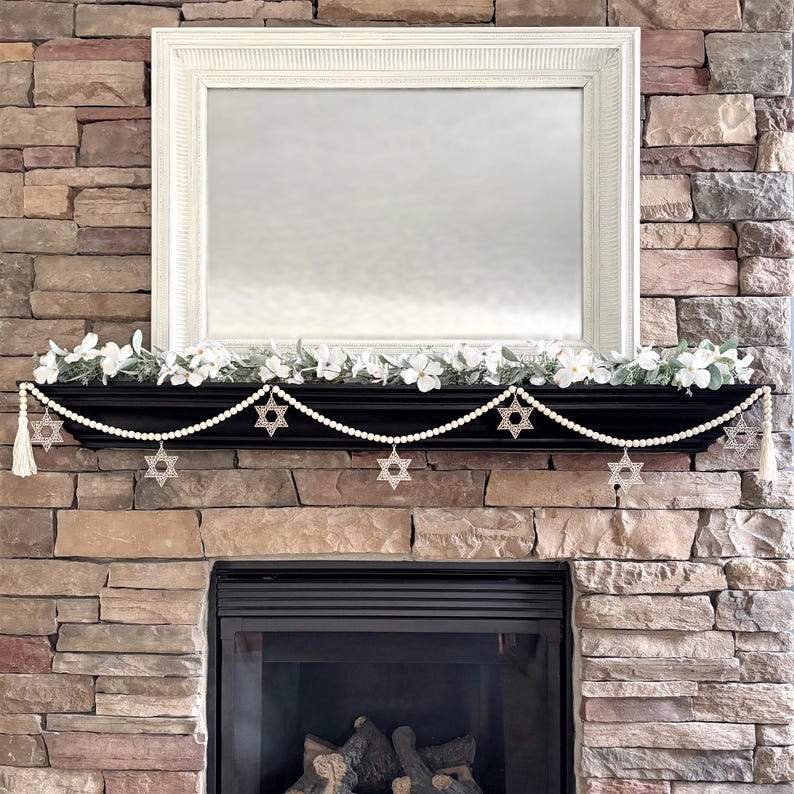 Star of David Garland Mantel Decoration for Passover or Hanukkah With ...