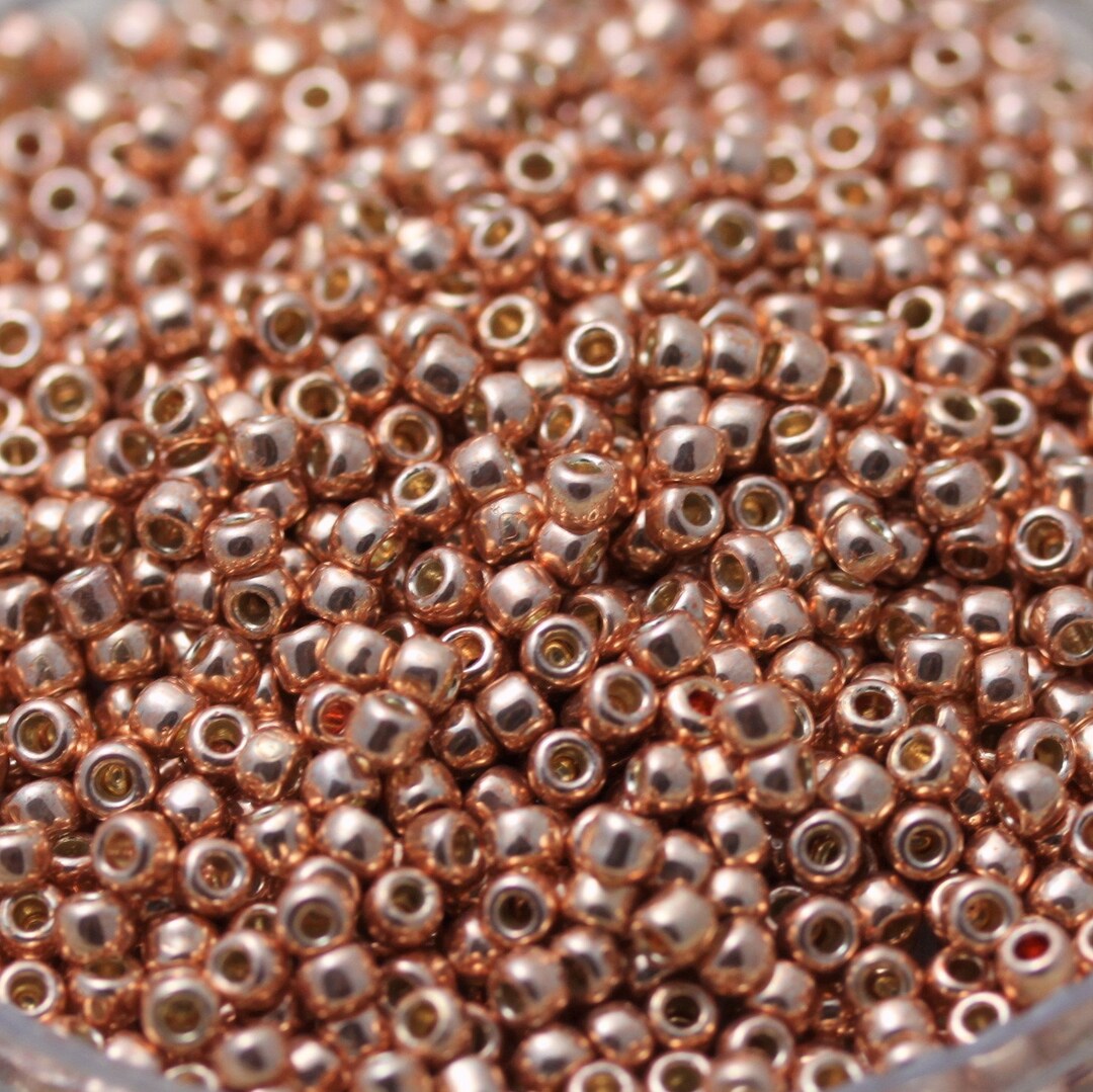 20g 8/0 Permafinish Galvanized Rose Gold Toho Seed Beads - 20grams ...