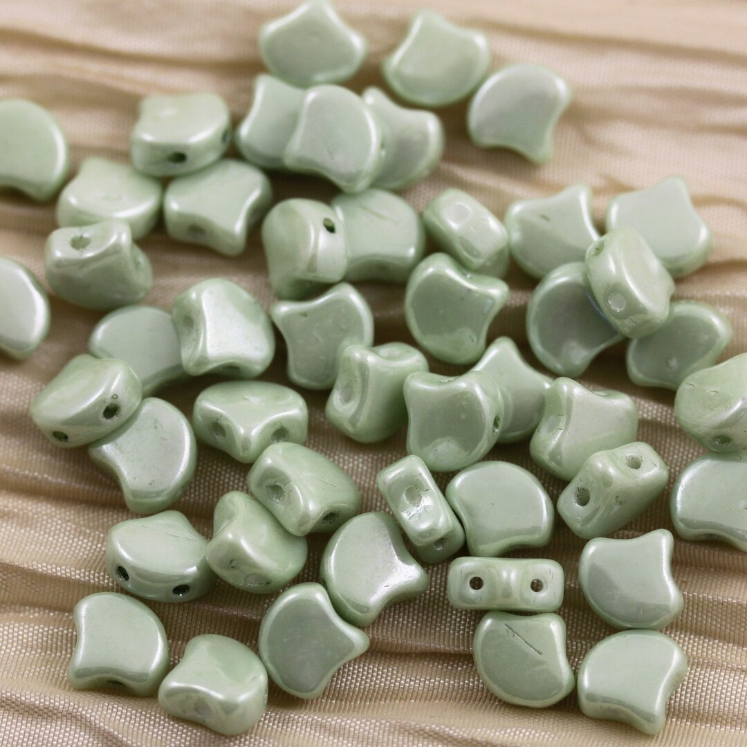 NEW! 10gm 7.5x7.5mm Mint Luster 2-hole Ginkgo Leaf Czech Glass Beads ...