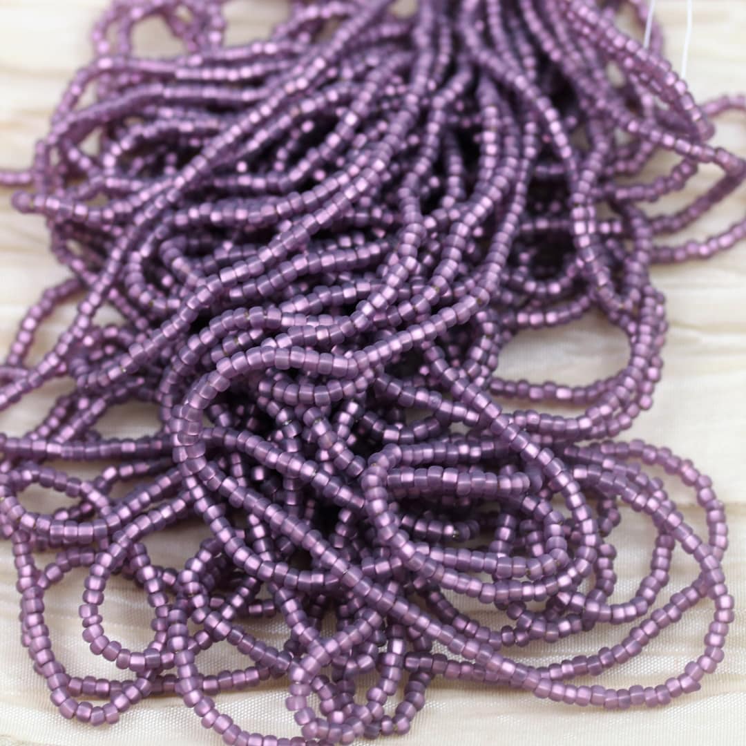 RARE! 11/0 Matte Amethyst / Silver Lined Czech Seed Beads Full Hank -12 ...