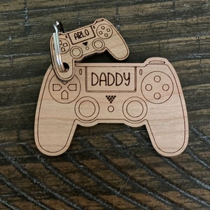 Personalized Video Game Controller Keychain or Ornament | Daddy Dad ...