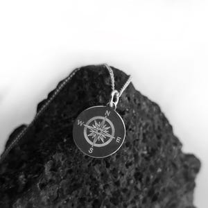 Compass Rose Necklace, 925 Silver, Engraved Round Pendant, Coordinates ...